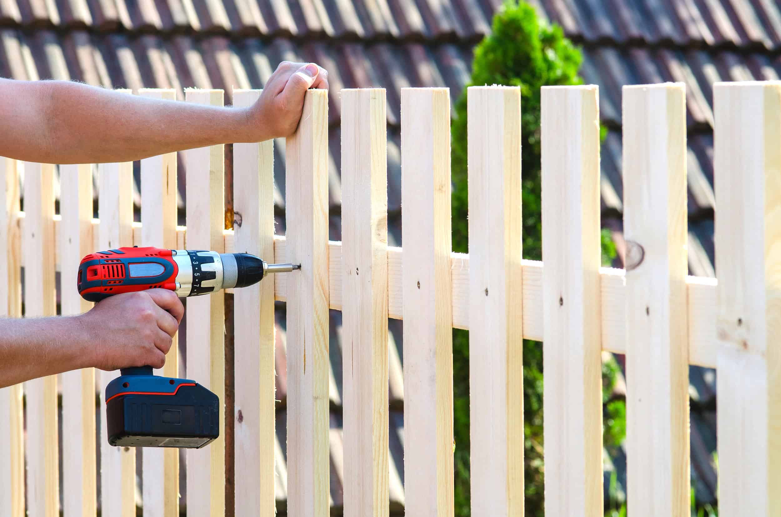 Wood vs. Vinyl Fencing in Central Florida | Mossy Oak Fence